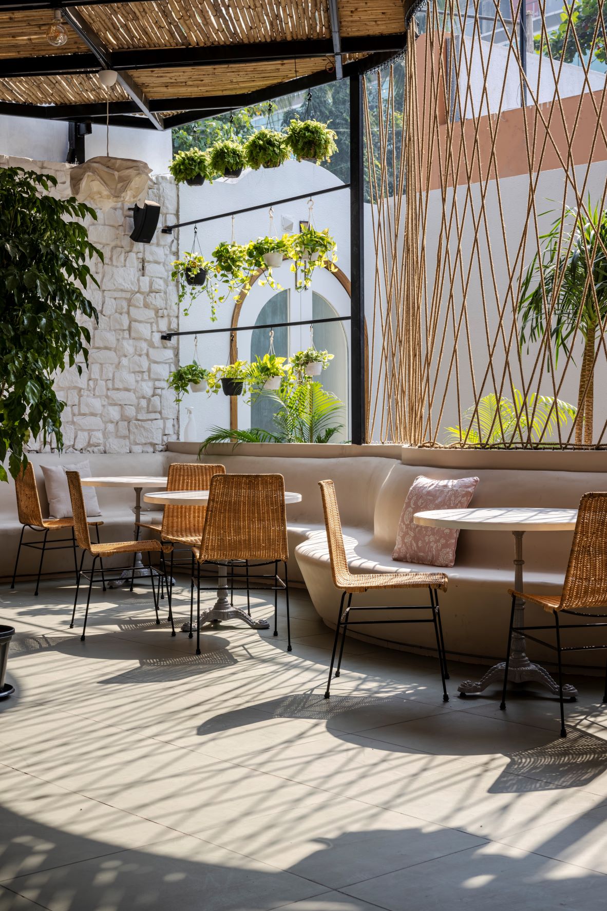 Silkroute | Studio Twenty Two | Juhu – Interiorlover Projects