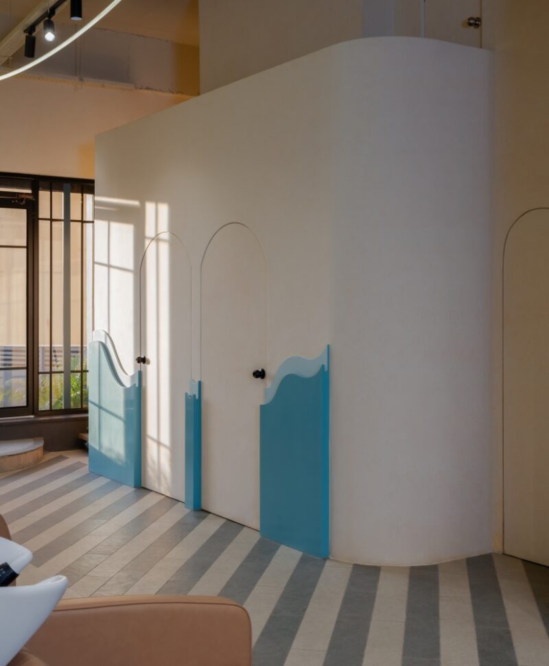 Tress Lounge | La Luna Design House | Panchkula – Interiorlover Projects